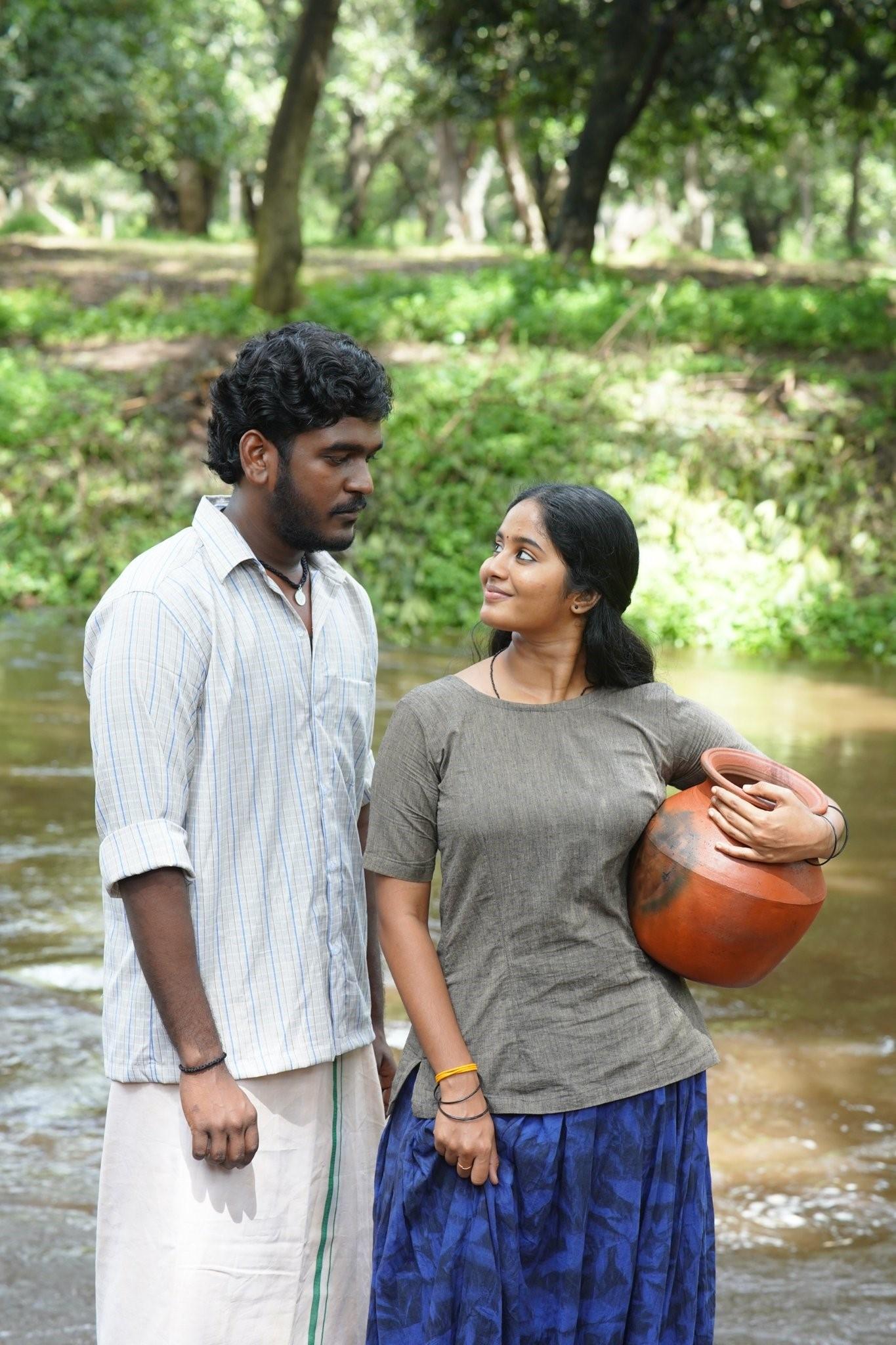 Kozhipannai Chelladurai first look feat. Aegan, Yogi Babu out now Tamil Movie, Music Reviews and ...